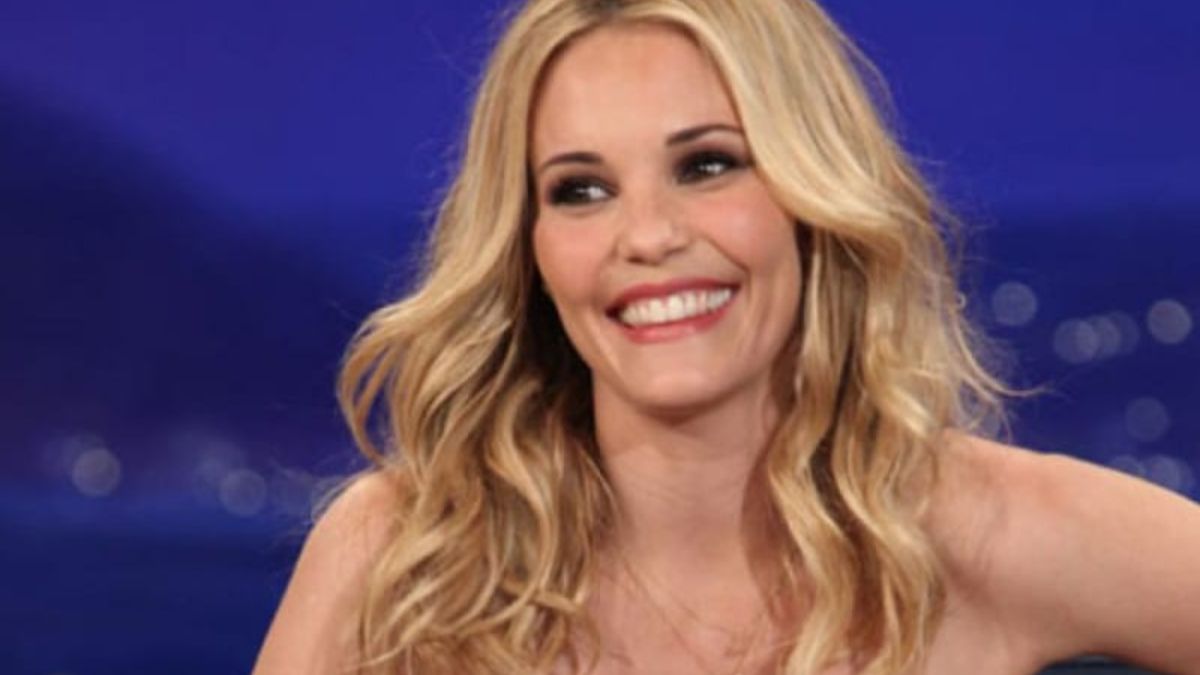 Leslie Knipfing: The Heart and Humor in Comedy's Brightest Stars